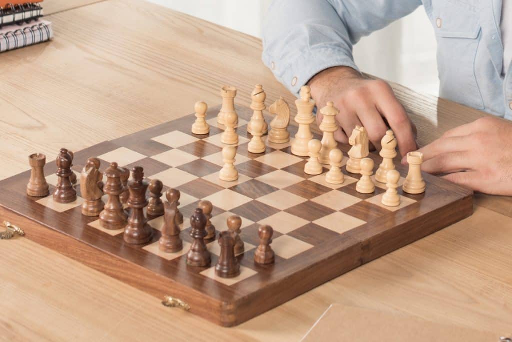 How Do Pawns Move In Chess? - Chess Delta