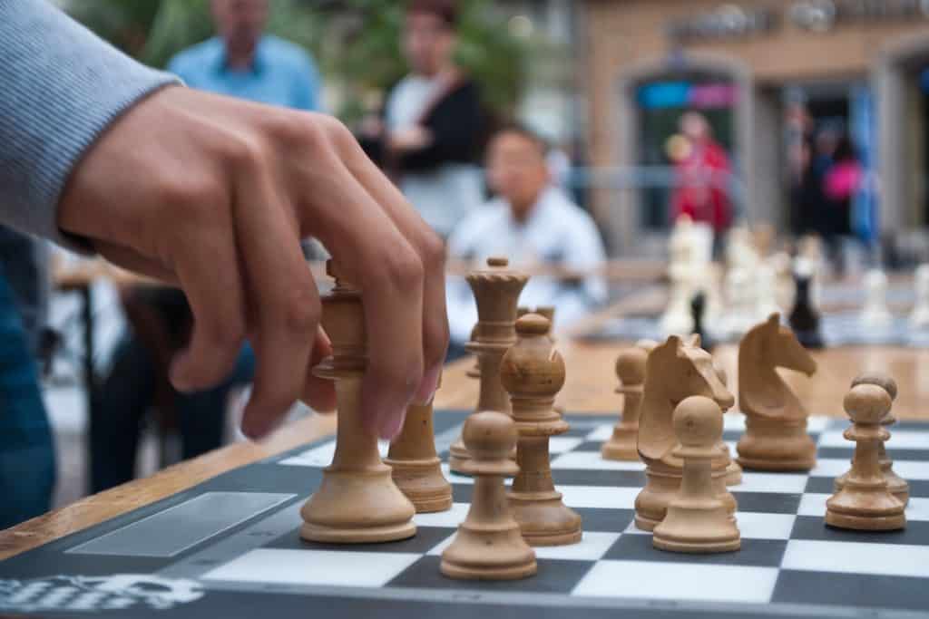 How Does The Rook Move In Chess? - Chess Delta