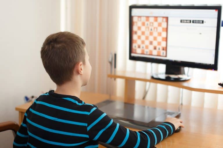 7 Reasons Why Chess Is So Fun (And Not Boring!) - Chess Delta