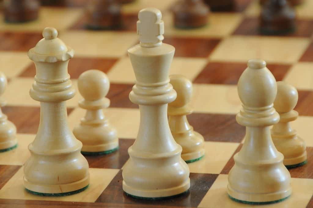 Can A Pawn Capture On Its First Move? - Chess Delta